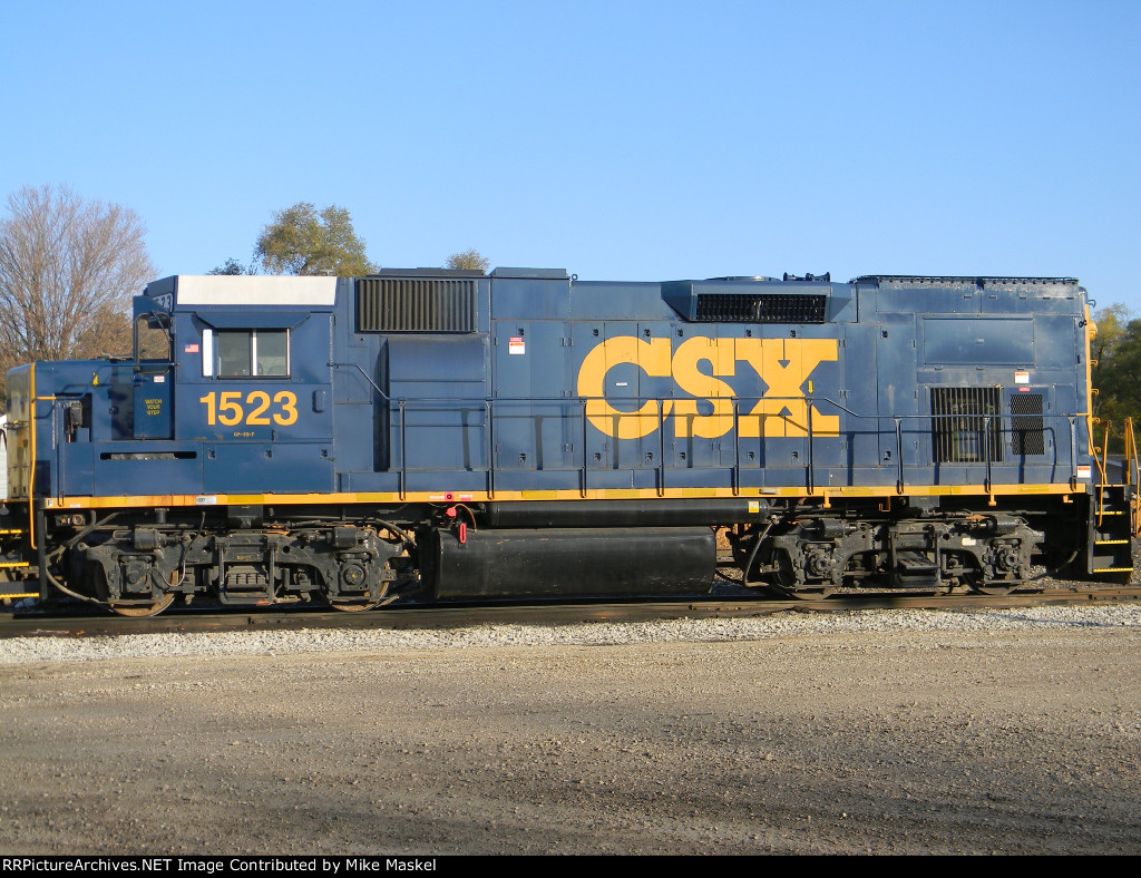 CSX 1523
